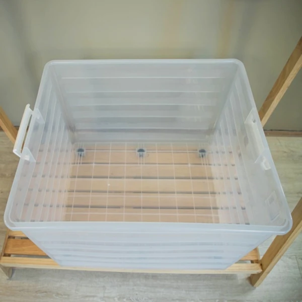 Storage box/container box 90L