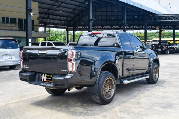 ISUZU D-MAX Cab HiLander 1.9DCT (DA) AB/ABS / ปี 2020